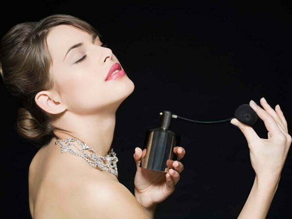 Have You Applied Too Much Perfume ? What To Do Next ? | PAIRFUM London